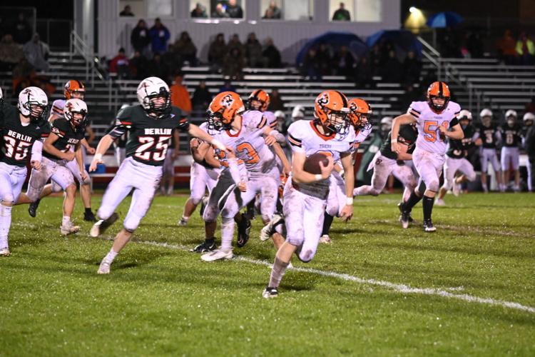 Ripon High School football at Berlin — Oct. 13, 2023 (Miya Grunert ...