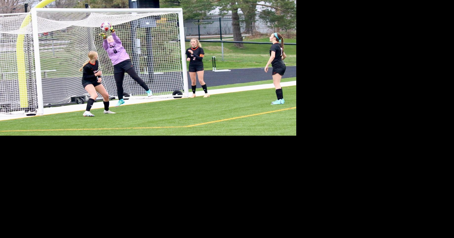 Ripon Tiger girls' soccer team drops first-ever meeting against Oshkosh ...