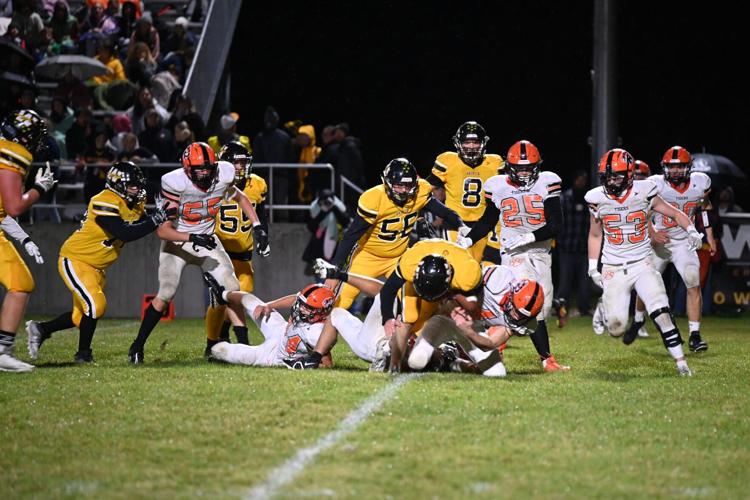 Ripon High School football at Waupun — Oct. 6, 2023 (Miya Grunert ...