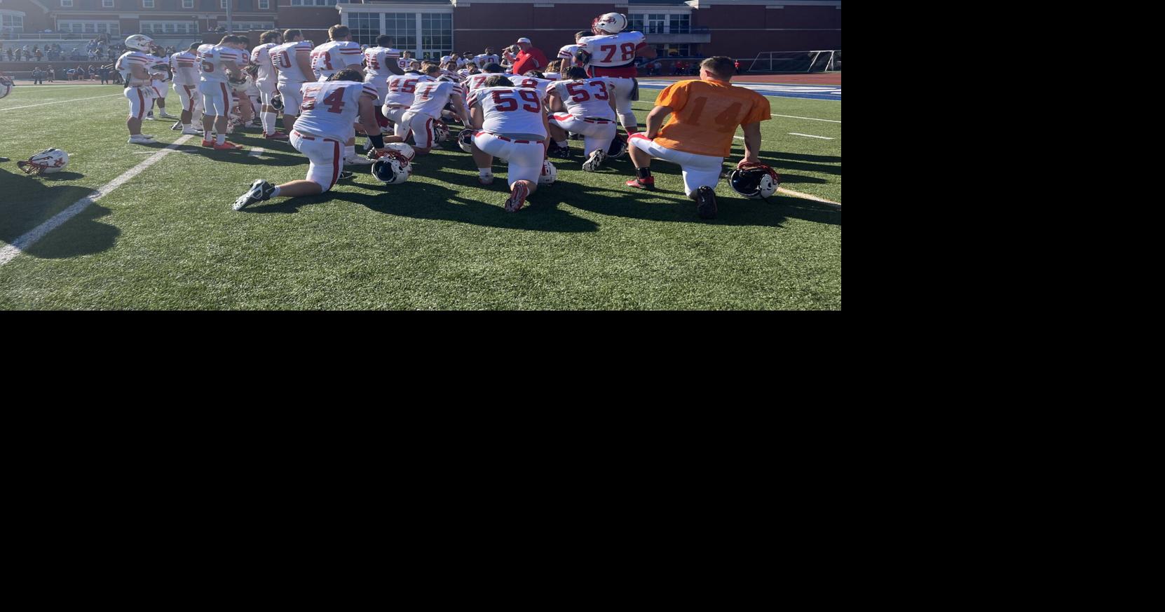 Resilient Ripon College Red Hawk football team survives against ...