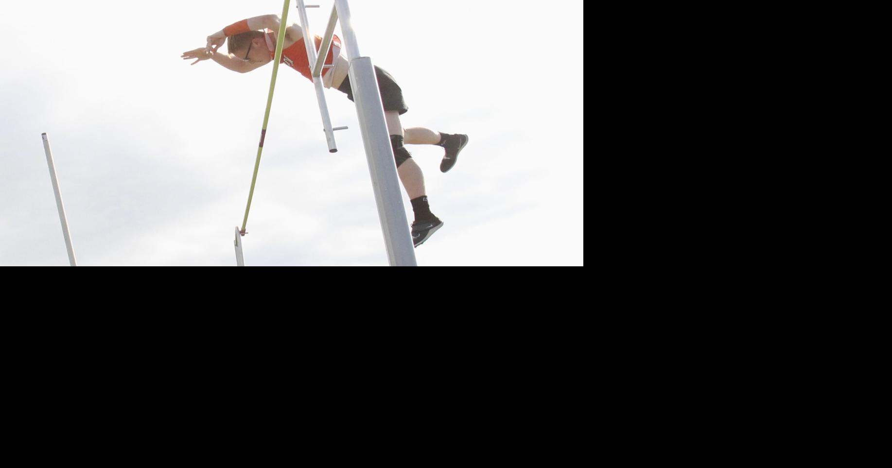 Vaulting his way to state: Ripon's Beahm ties personal-record height to ...