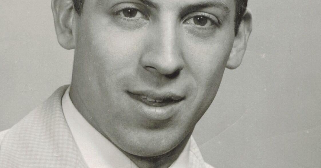 William R. Fox | Obituaries | riponpress.com