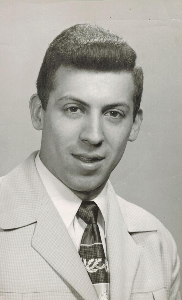 William R. Fox | Obituaries | riponpress.com