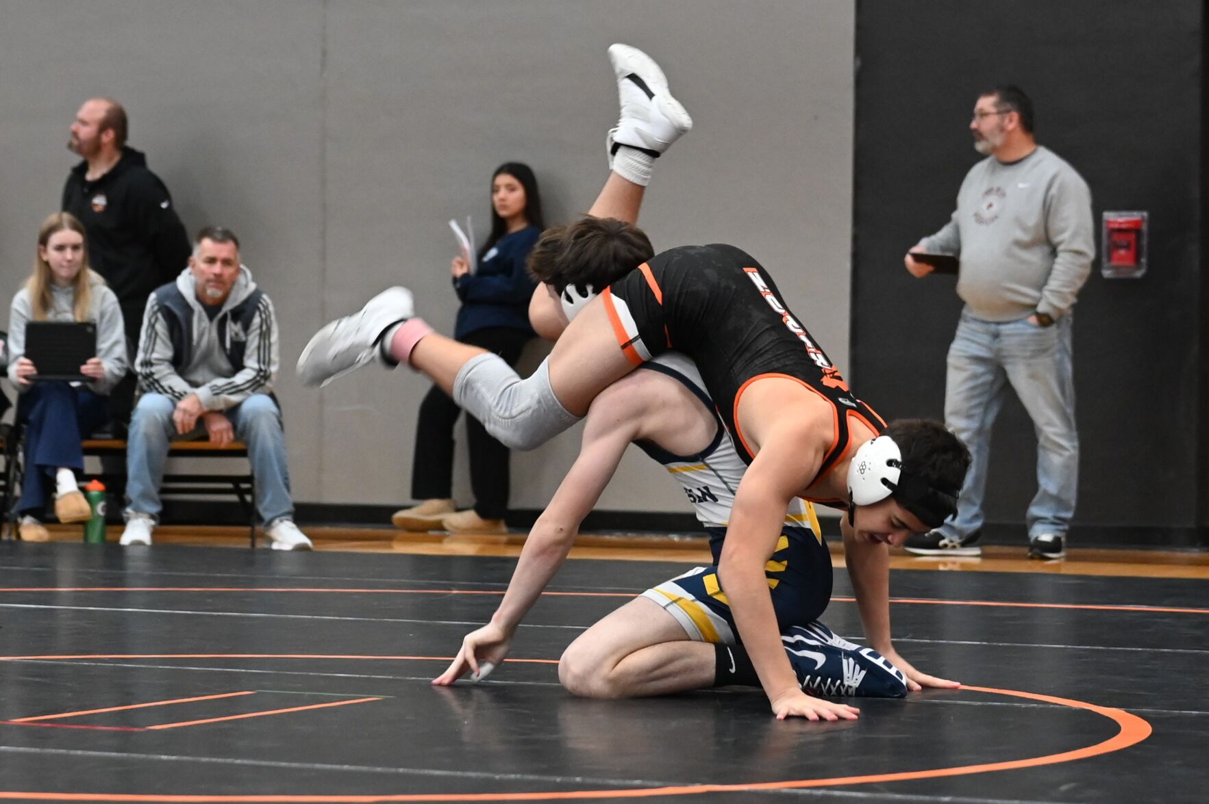 RHS wrestling at Sgt. Andrew Wallace Memorial Scramble — Dec. 27, 2025 ...
