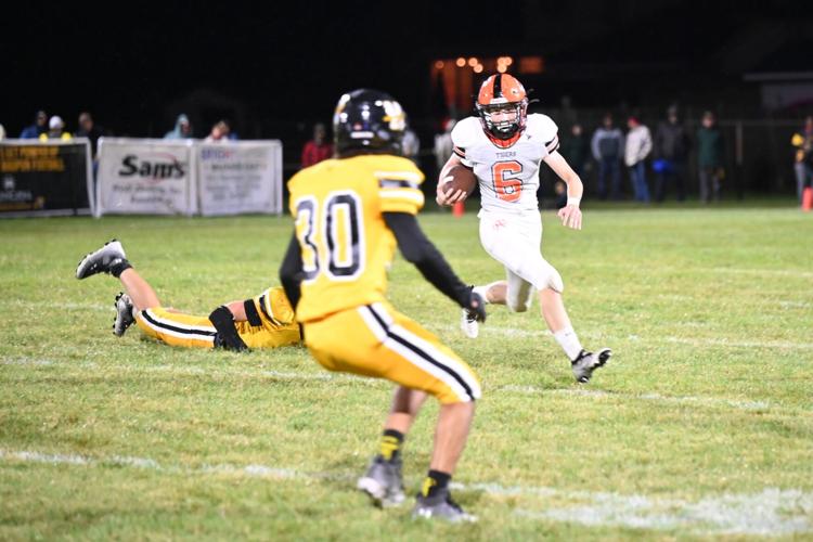 Ripon High School football at Waupun — Oct. 6, 2023 (Miya Grunert ...