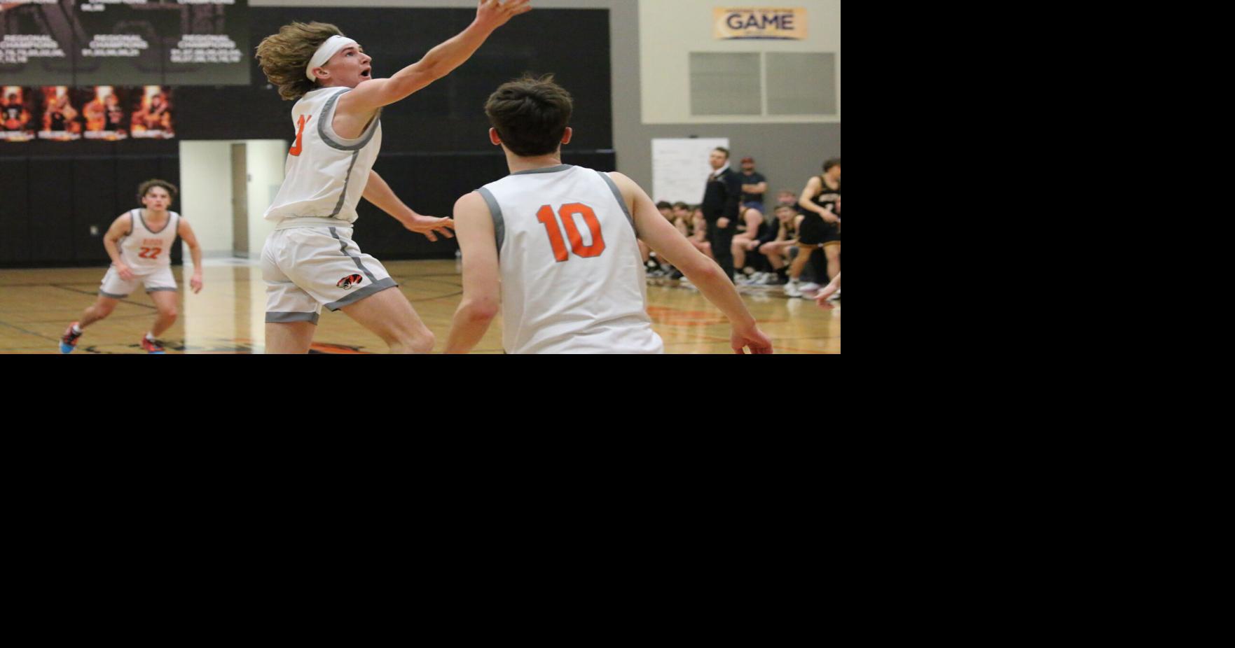 Ripon Tiger boys' basketball team digs early hole in loss to Waupun ...