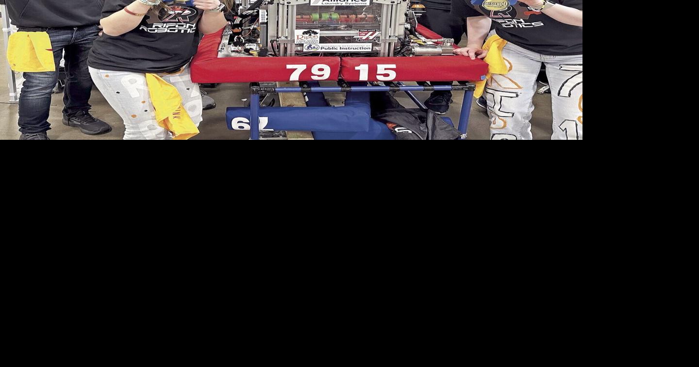 Ripon High School Robotics team shares a win at Lake Superior Regional ...