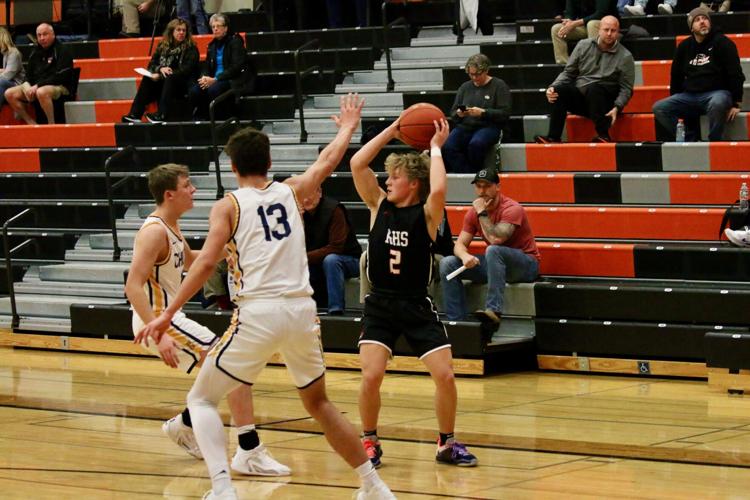 Ripon High School boys' basketball vs. Chilton — Dec. 18, 2023 ...