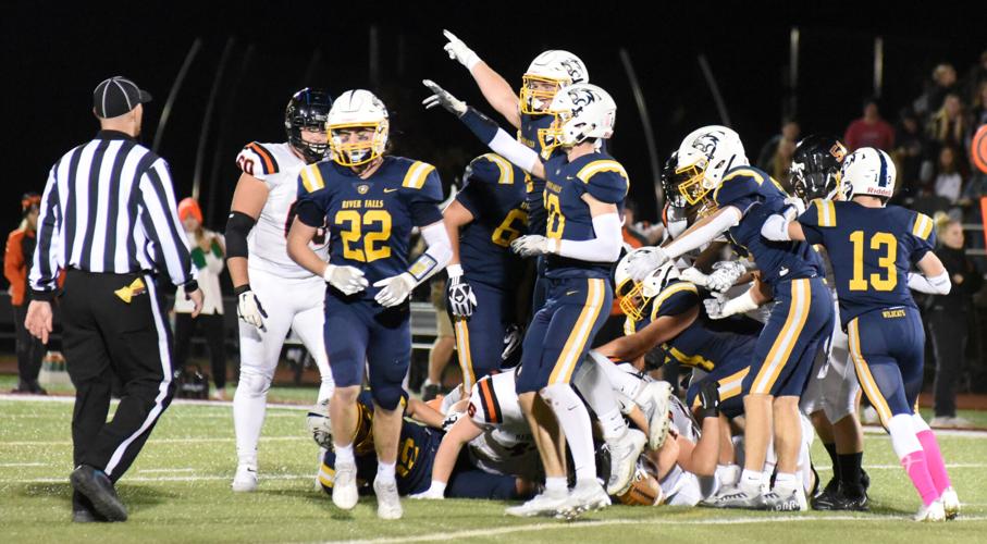 PHOTOS: River Falls scores 36-21 Level 2 playoff victory | Newsletter ...