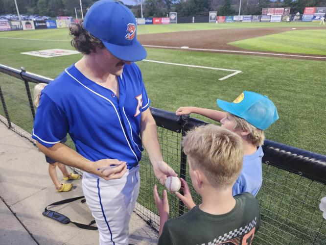 Amateur Baseball: River Falls tops Cadott to advance to WBA semifinals ...
