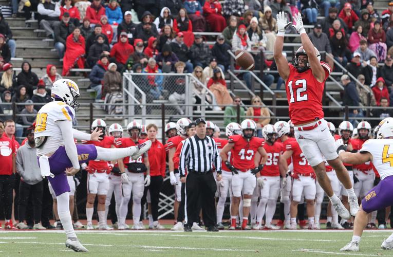 College Football: Falcons top Pointers to snap two-game losing streak ...