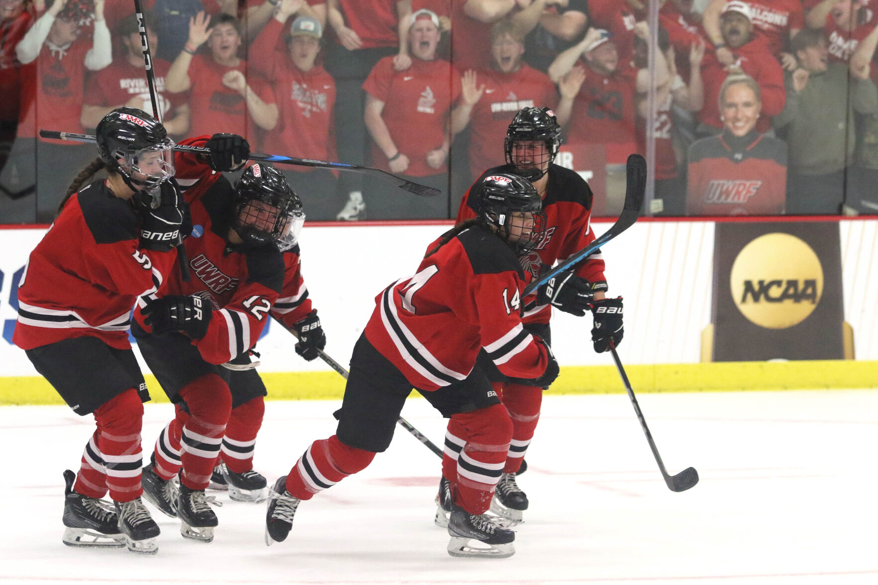 College Women’s Hockey: UWRF heading back to national title game (9 ...
