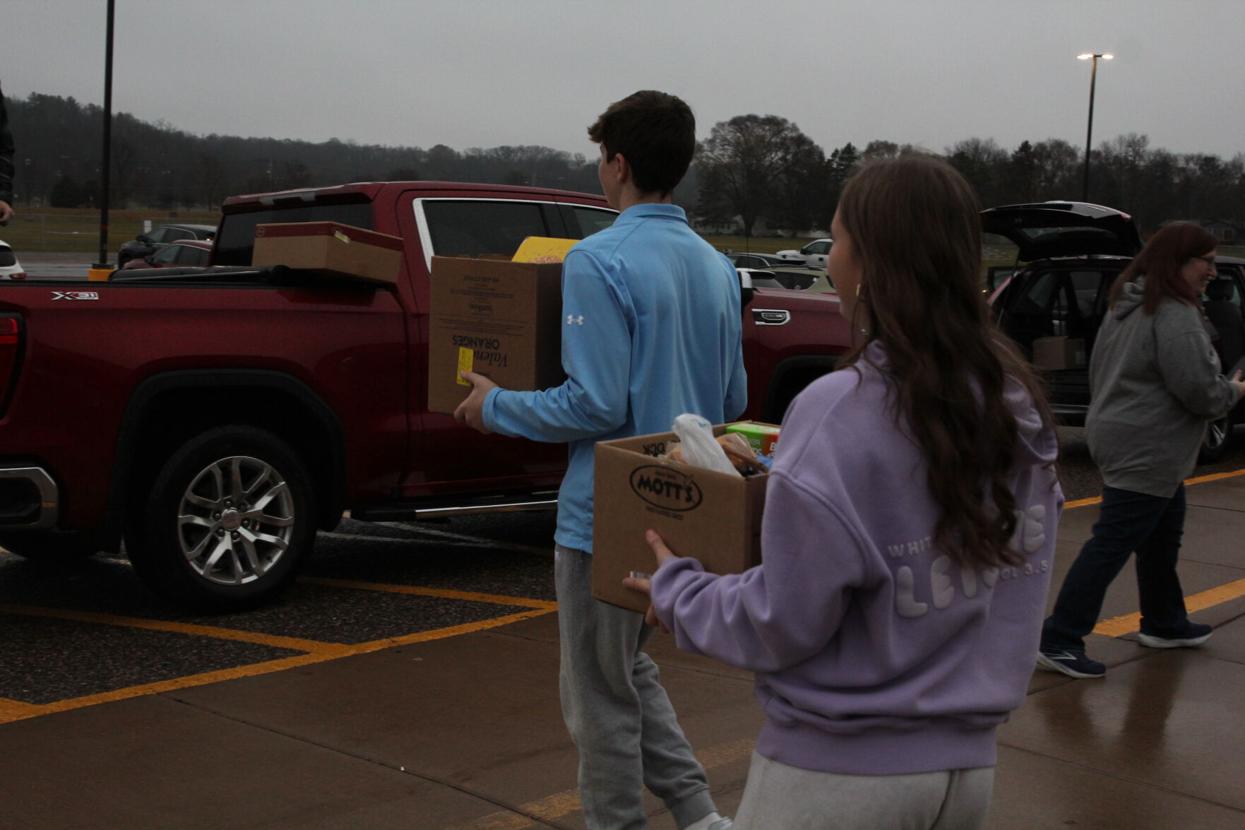 River Falls' Meyer Middle School gives in annual drive | Local News ...