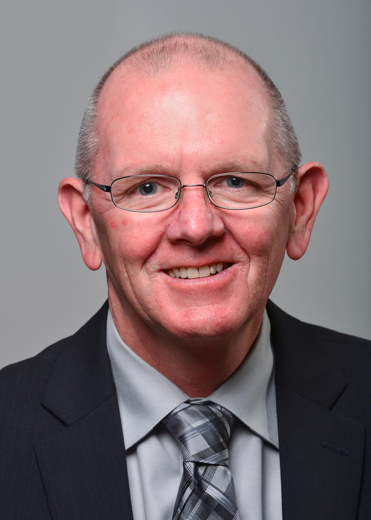 University of Wisconsin-River Falls honors Mike Harris, Ellsworth ...