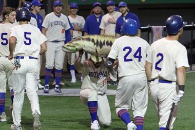 Amateur Baseball: Fighting Fish win big and small over weekend (8 ...