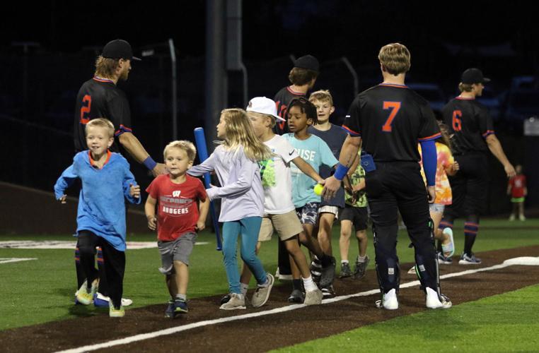 River Falls Fighting Fish feasting on foes | Sports | riverfallsjournal.com