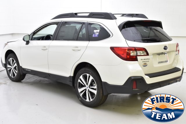 2019 Crystal White Pearl Subaru Outback