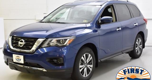 2019 Caspian Blue Metallic Nissan Pathfinder
