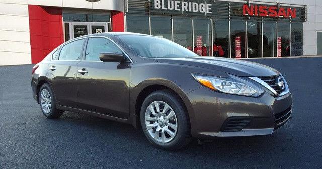 2016 Java Metallic Nissan Altima