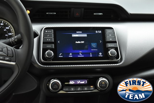 2018 Deep Blue Pearl Nissan Kicks