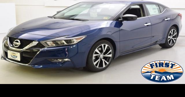2018 Deep Blue Pearl Nissan Maxima
