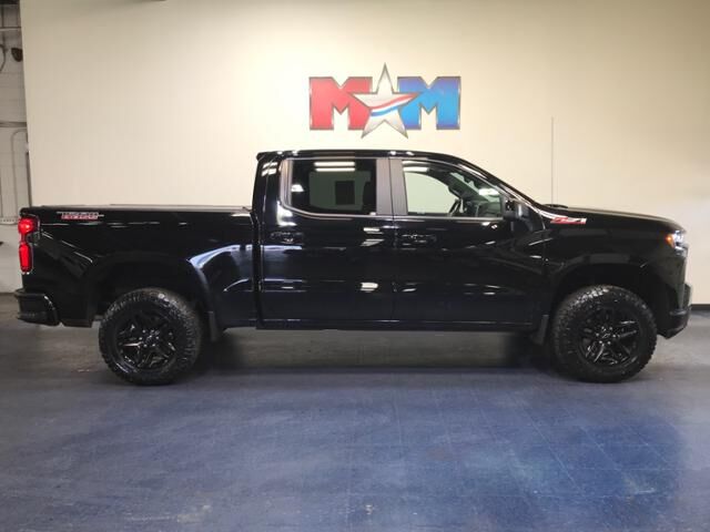 2019 Black Chevrolet Silverado 1500