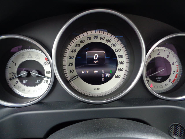 2016 Indigo blue Mercedes-Benz E-Class