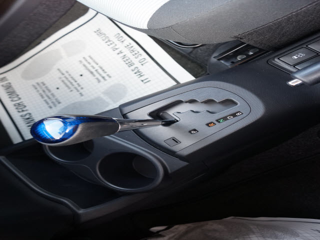 2015 01g3/magnetic Toyota Prius c