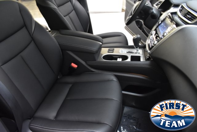 2018 Gun Metallic Nissan Murano