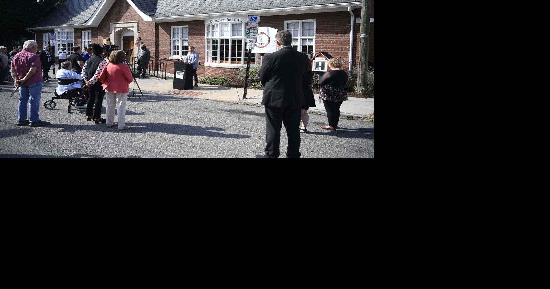 Foundation honors Gainsboro library for its role in preserving Black ...