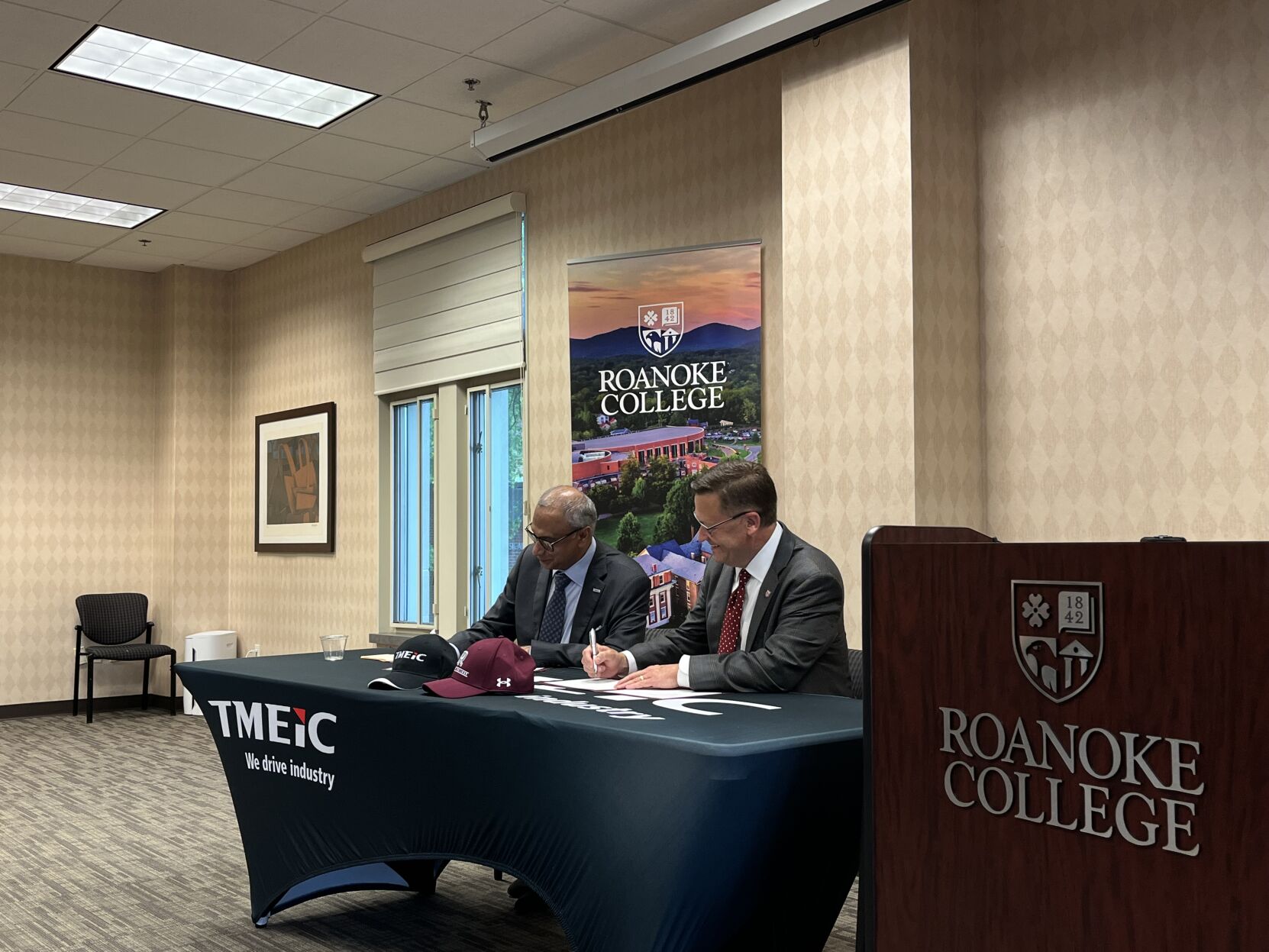 Roanoke College, TMEIC partner for workforce development