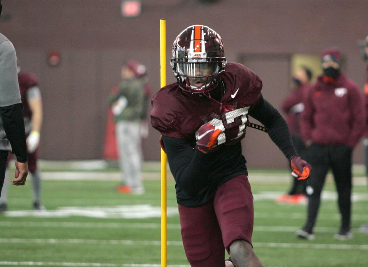 Virginia Tech wide receiver Tyree Saunders enters transfer portal