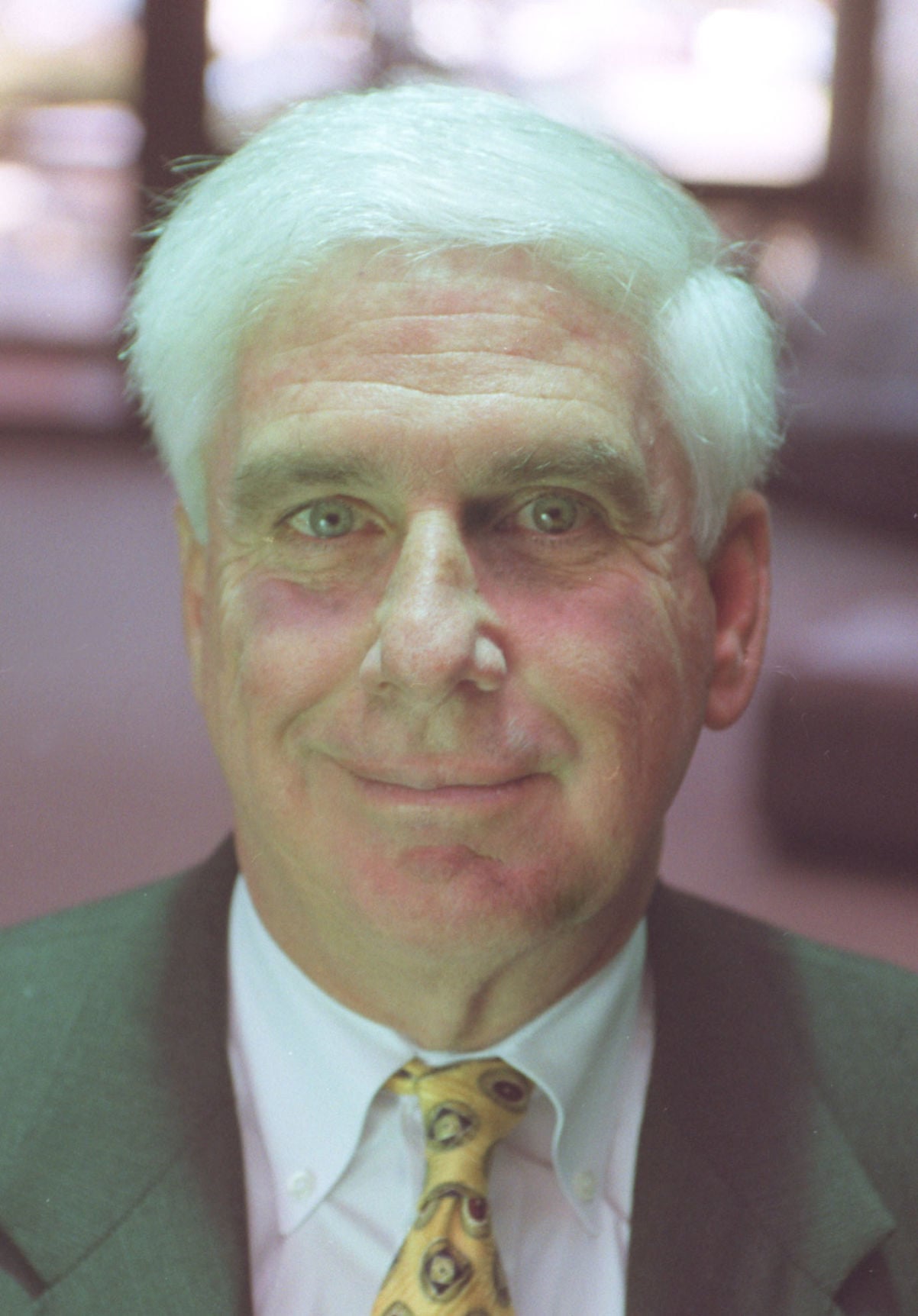 Former Carilion CEO, SRM founder Tom Robertson dies at 81
