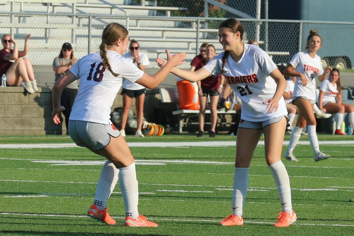 Byrd girls upset Hidden Valley to reach state soccer tourney