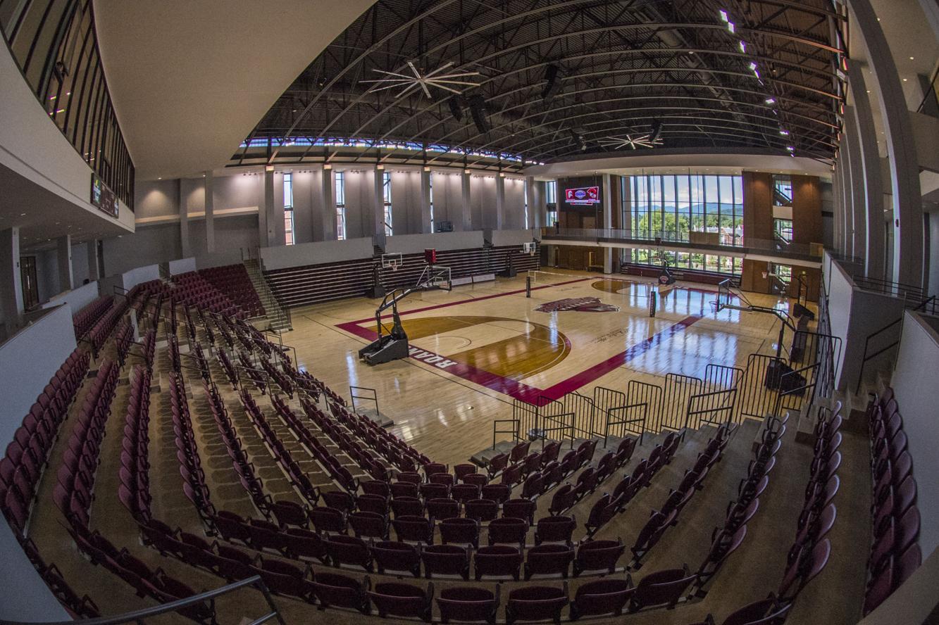 Roanoke College unveils new athletic center