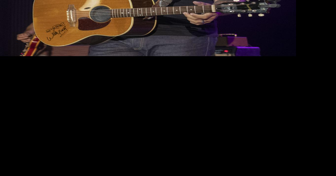 Top Tickets — Daryl Hall with Todd Rundgren, Junior Sisk Band, The Big ...