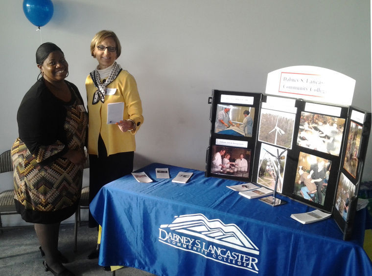 DSLCC sponsors interactive science party for adults, kids in Lexington