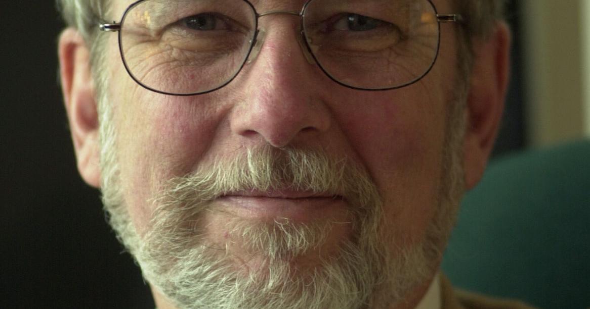 Richard Shelly leaves legacy as founding director of governor's school