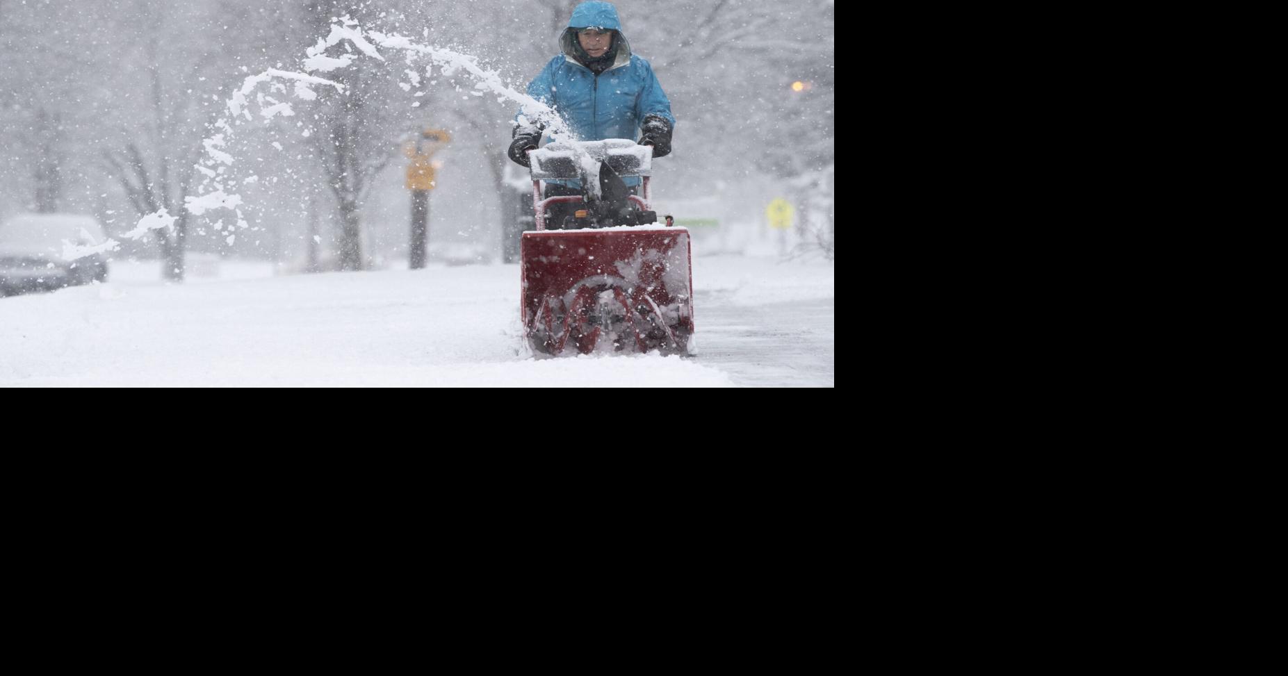 Snow in Southwest Virginia brings fun, but also leads to traffic troubles