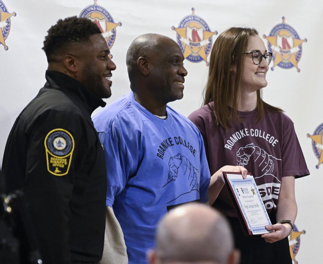 Roanoke jail graduates first Inside-Out program cohort