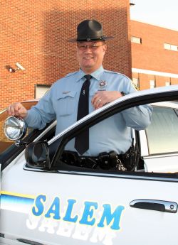 Senior Police Officer Mark Stuart named "Officer of Year" 2008