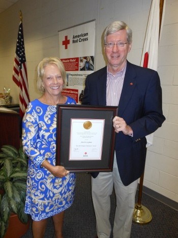 Ann Layman receives Red Cross Chapter Chairman's award