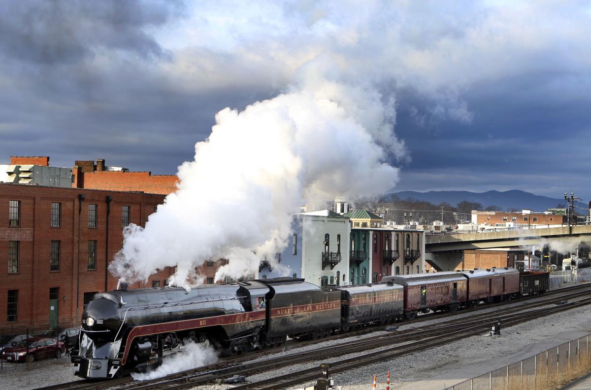 N&W 611 will fire up this fall in Pennsylvania