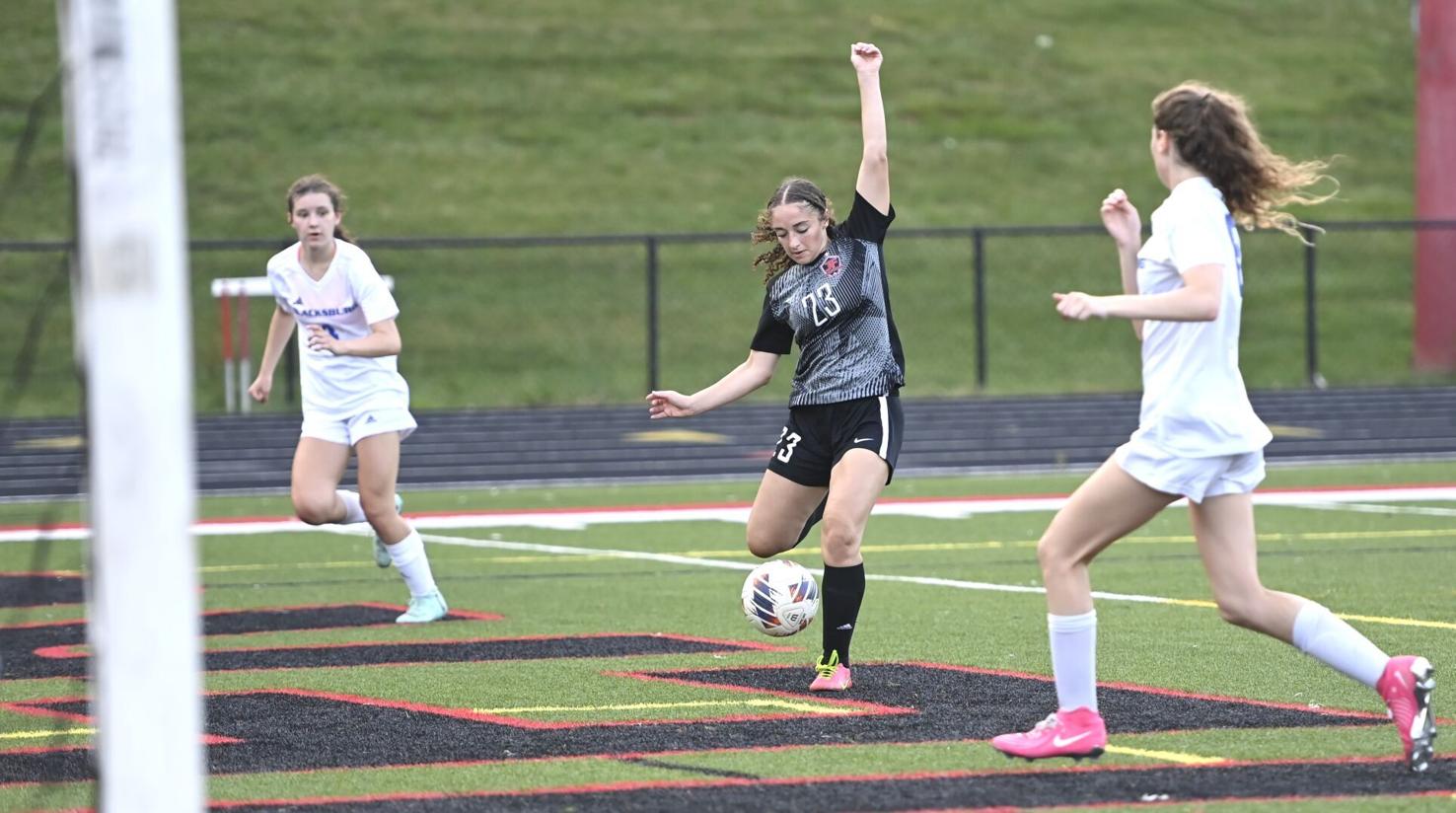 Jefferson Forest boys, Blacksburg girls win 4D soccer semis