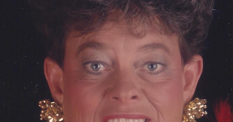 ROBERTSON, Sandra Lee Dooley