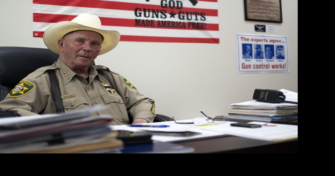 Far-right-sheriffs group gains traction with extremist views