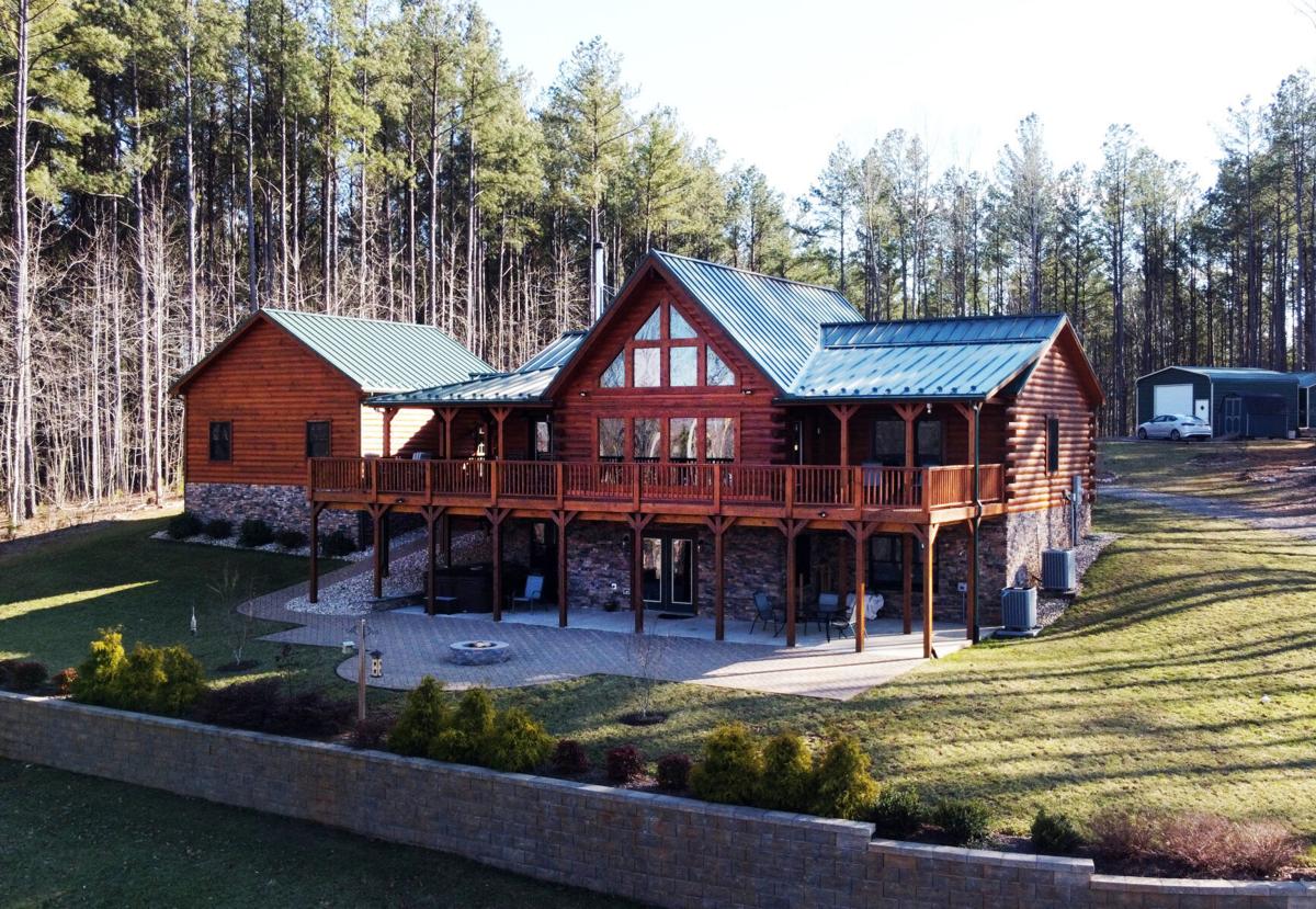 Home tour celebrates 30th year this weekend