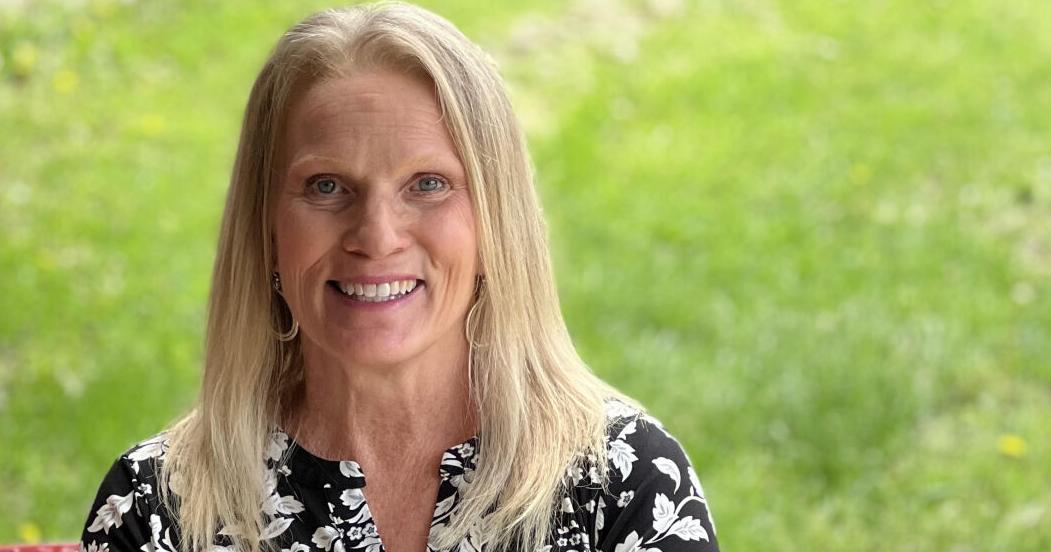 Carrie Webb is new principal at Gilbert LInkous school