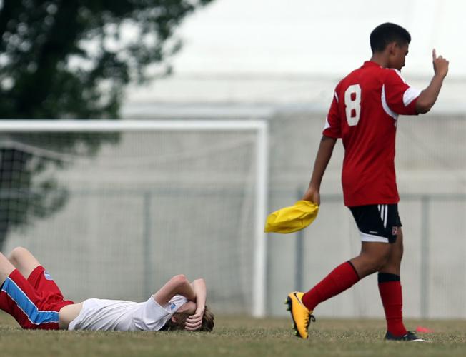 Class 2 boys soccer final: George Mason comes on strong in 2nd half ...