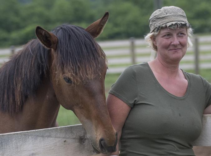 Fritz: Mustang makes a special connection with veterans’ program in ...